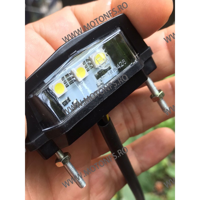 Lampă cu LED-uri pentru plăcuța de înmatriculare